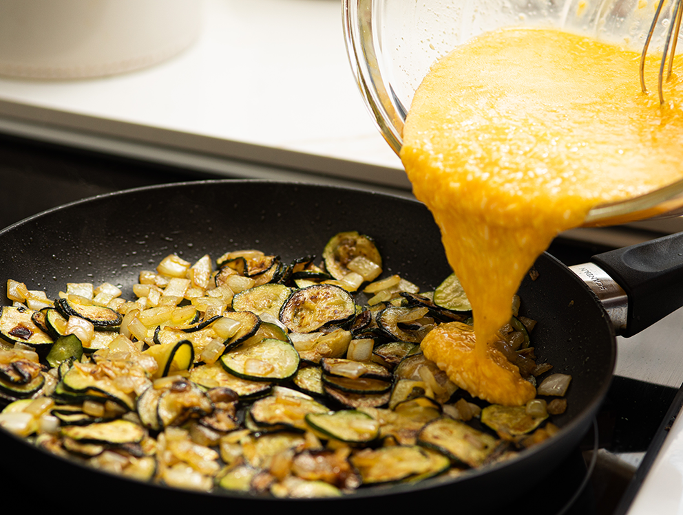 Kitchen Kapers | Coffee & Espresso Machines, Knives, Cookware Blenders ...