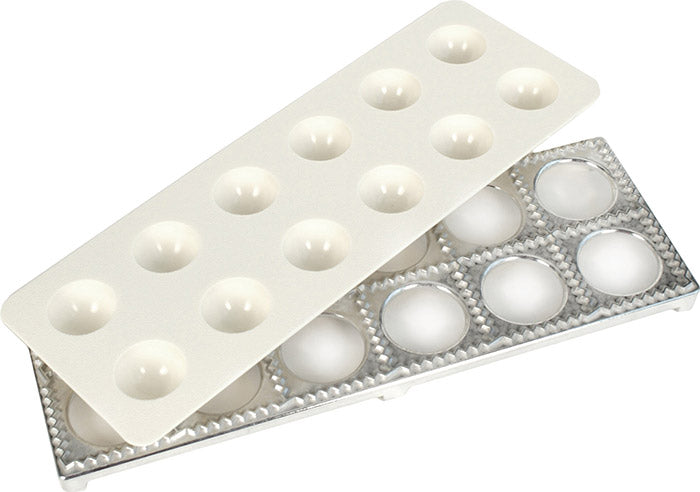 Ravioli Form — KitchenKapers